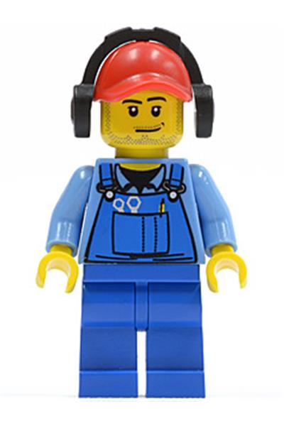 LEGO Cargo Worker Minifigure cty0421 | BrickEconomy