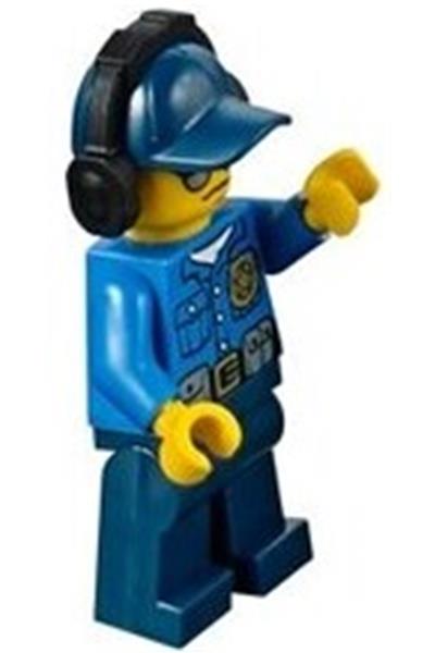 LEGO Police Officer Minifigure cty0455 | BrickEconomy