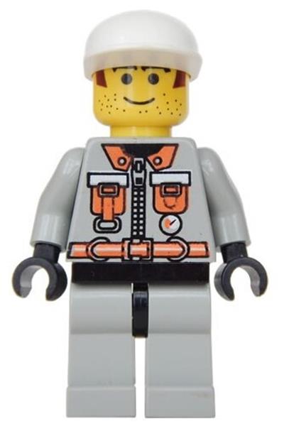 LEGO Firefighter Minifigure fire003 | BrickEconomy