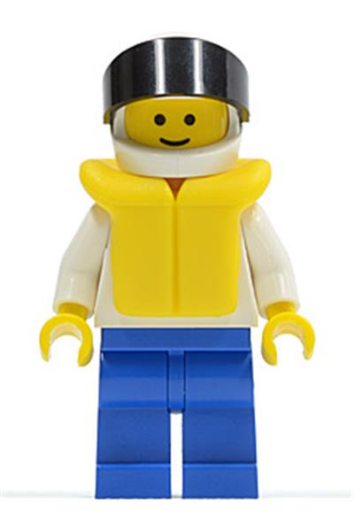 LEGO Smuggler Boat Driver Minifigure pln036 | BrickEconomy