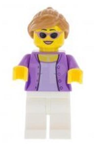 LEGO Race Visitor Female Minifigure sc061 | BrickEconomy