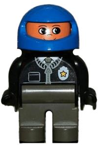 LEGO Duplo Male Police 4555pb135 | BrickEconomy
