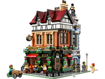 LEGO 10350 Tudor Corner | BrickEconomy