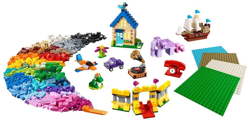 LEGO 11717 Bricks Box | BrickEconomy