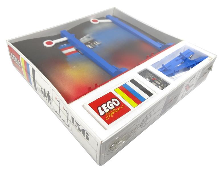 LEGO 156 Trains 2 Signals with Automatic Stop / Go Attachment ...