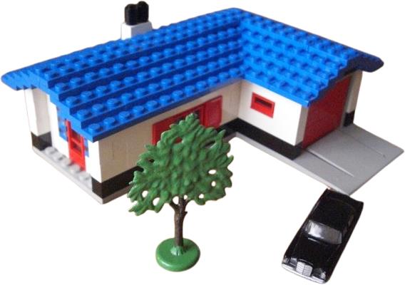 LEGO 324-2 House with Garage | BrickEconomy