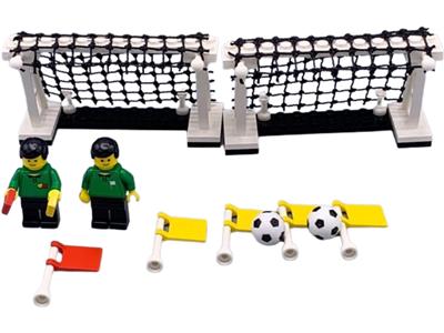 LEGO 3303 Football Goals and Linesmen | BrickEconomy
