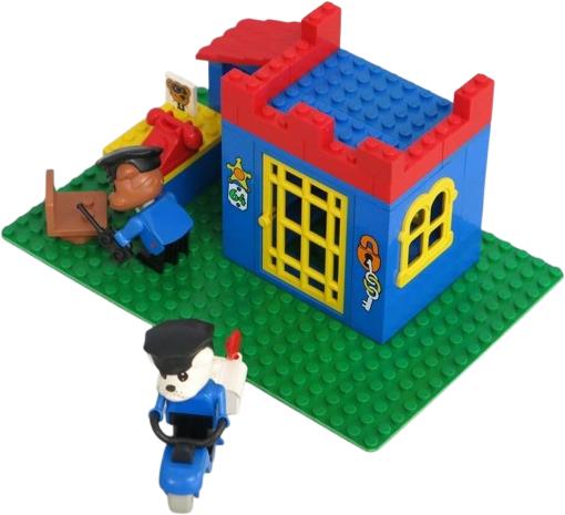 LEGO 3664 Fabuland Bertie Bulldog Police Chief and Constable Bulldog ...