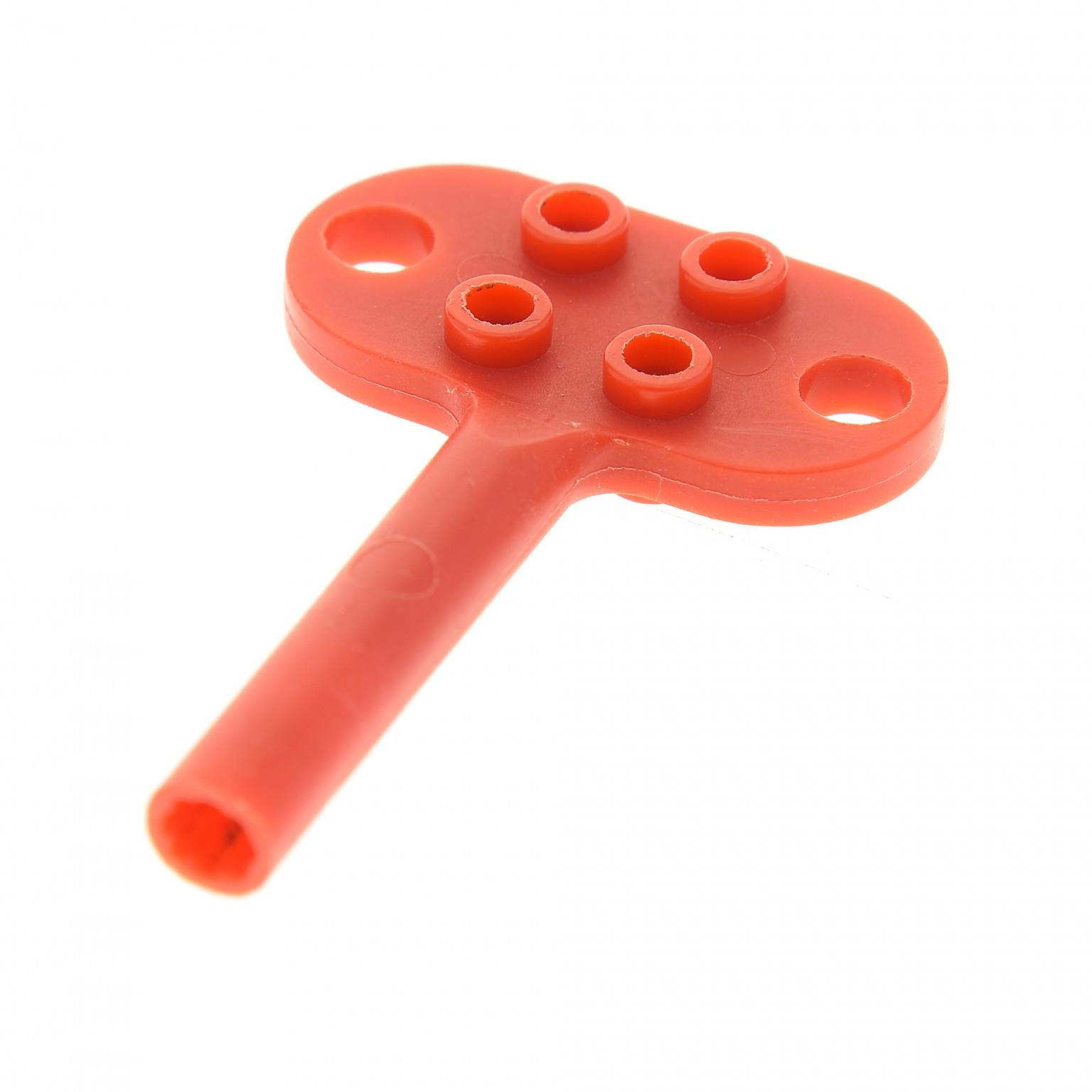 LEGO 5004 2 Keys for Wind-Up Motor | BrickEconomy