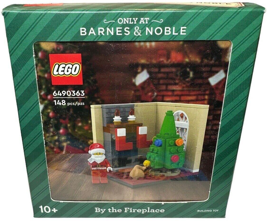 LEGO 6490363 Christmas By the Fireplace | BrickEconomy