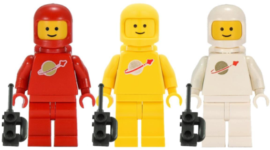 A New Frontier: LEGO's Micro Tribute to Classic Space Exploration Sets ...